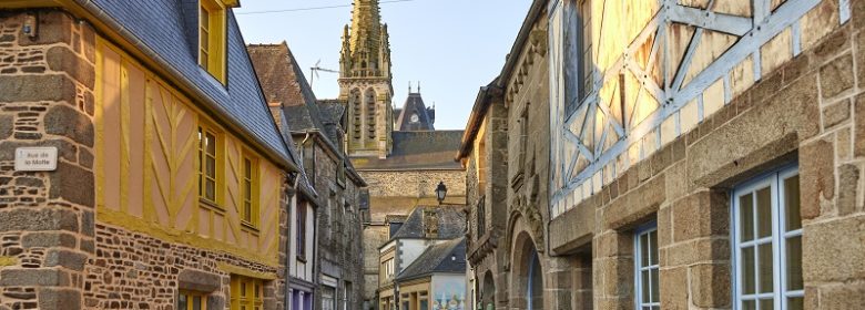 Bazouges-la-Pérouse, petite cité de caractère - Office de Tourisme