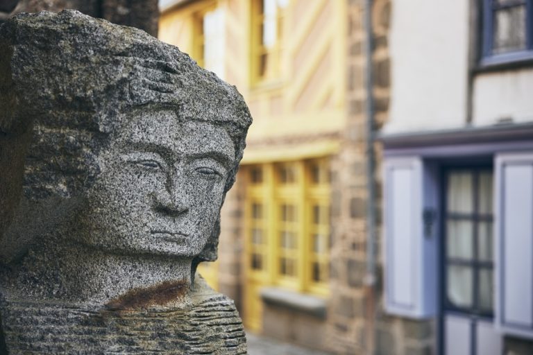 Bazouges-la-Pérouse, petite cité de caractère - Office de Tourisme