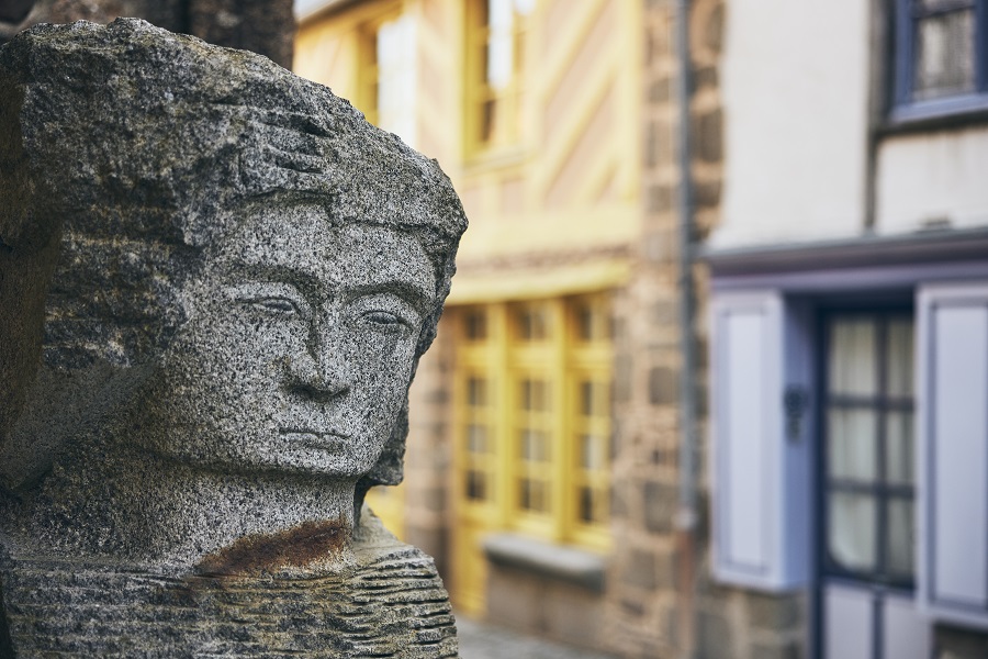Bazouges-la-Pérouse, petite cité de caractère - Office de Tourisme